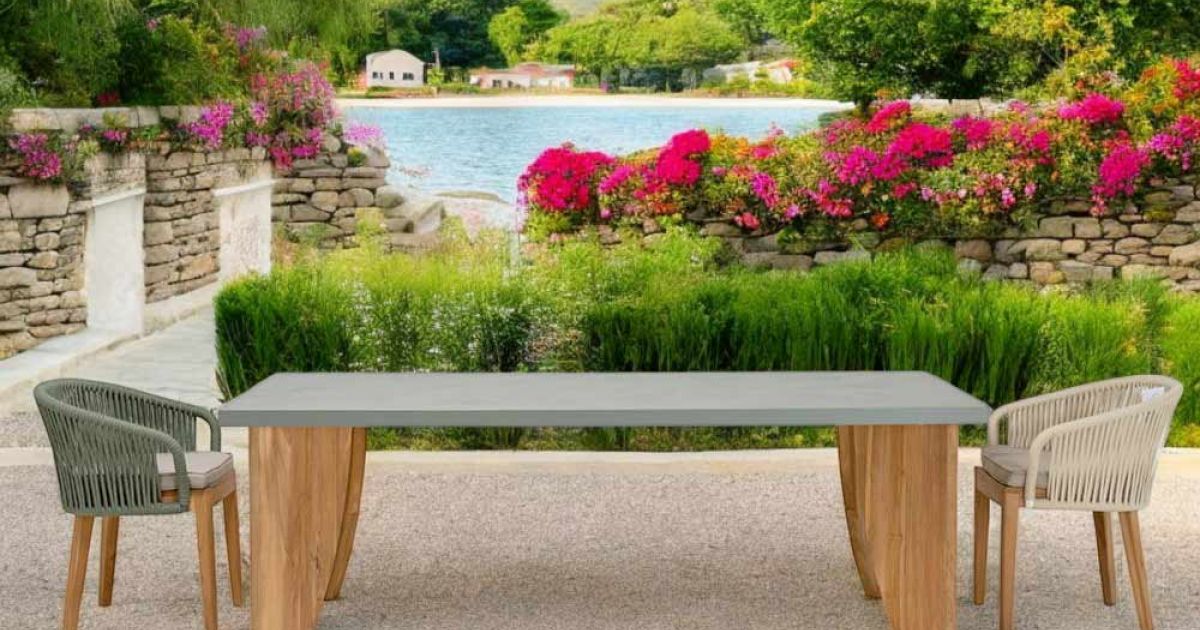 Outdoor table in Okumè with microcement and teak finish